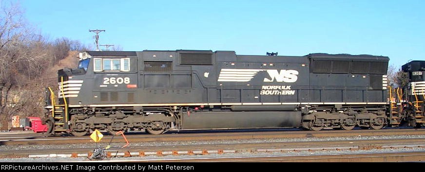 NS 2608